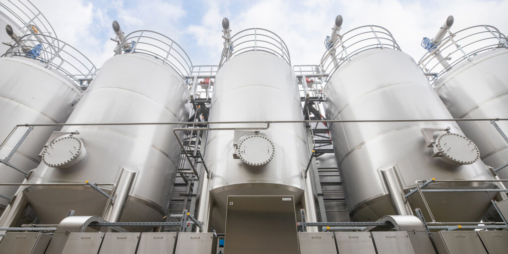 Gpi levert 14 rvs tanks aan SARPI | Gpi Tanks