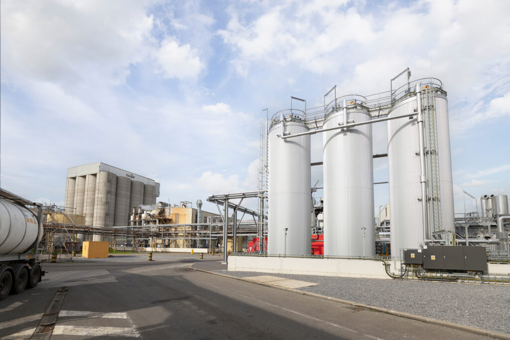 Gpi Tanks produzierte 7 Edelstahltanks für die neue Produktionsstätte ...